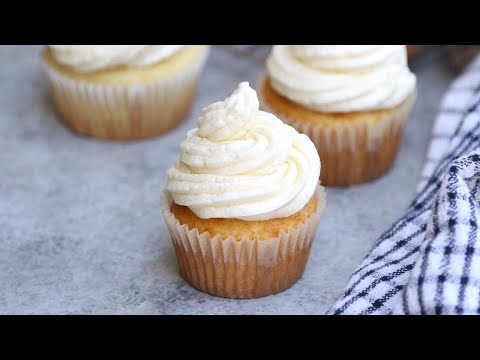 Perfect Frosting without Powdered Sugar (No Icing Sugar, No Eggs, and Less Sweet)