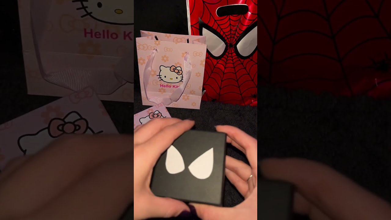 spiderman and hello kitty matching duo💌 #shorts #matching #spiderman #hellokitty #giftideas
