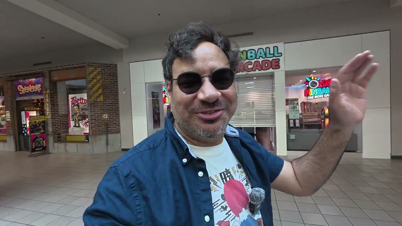 I Went to a Dying Mall in America… and Got Kicked Out