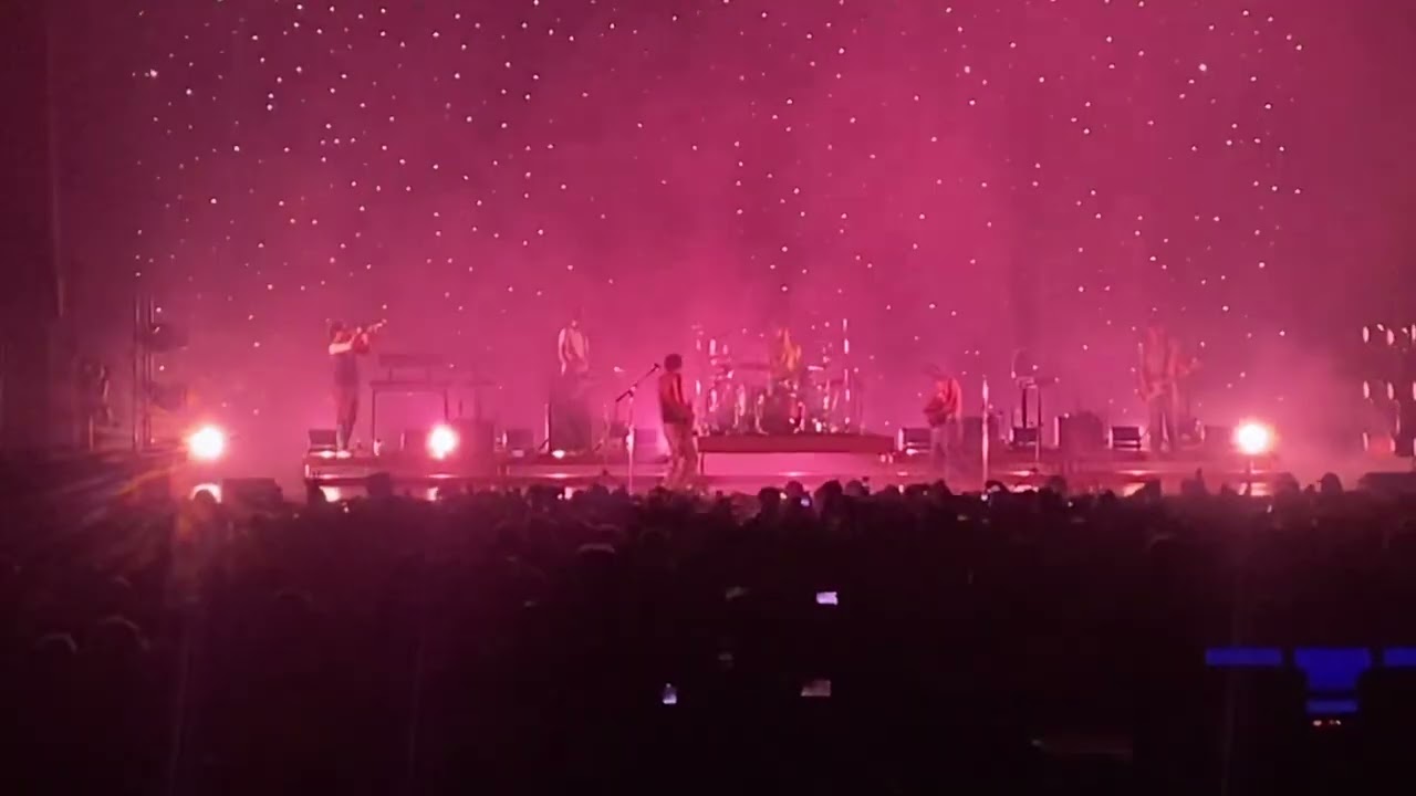 Wallows- Worlds Apart (Live in Seattle 8.8.24)