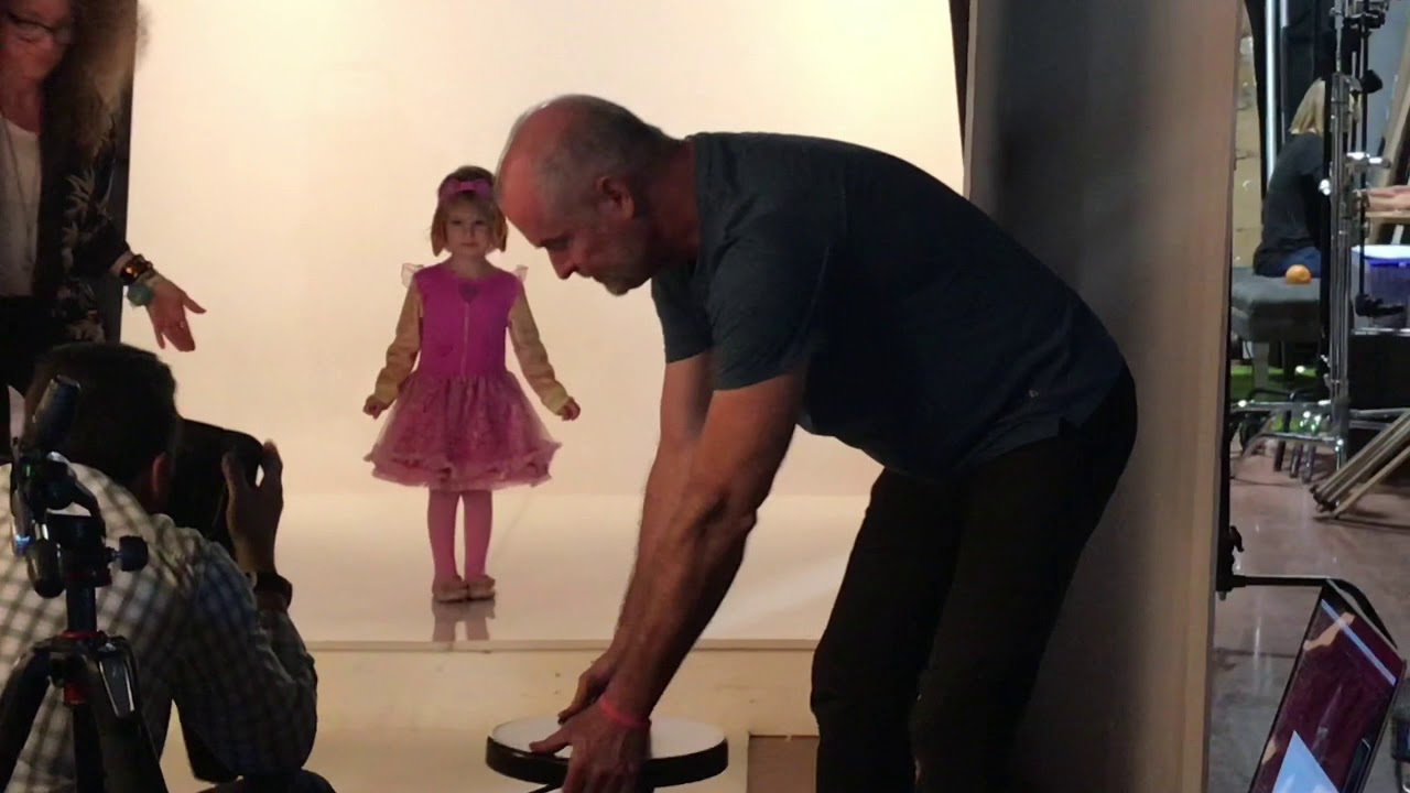 Rose Decker on set- Halloween shoot