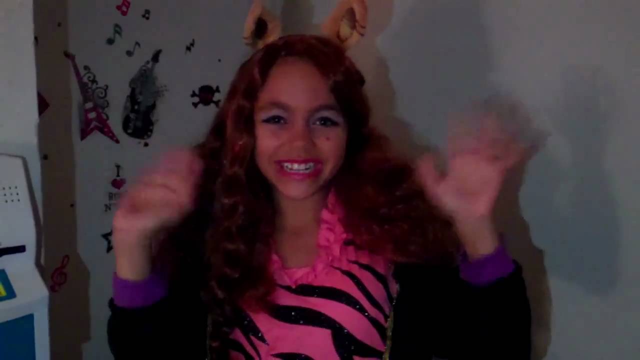 Monster High Clawdeen Wolf Costume Review