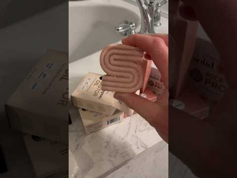 Shampoo BARS? Kitsch shampoo bar review. #amazonfinds #amazon #kitsch #shampoo #ad #linkindesription