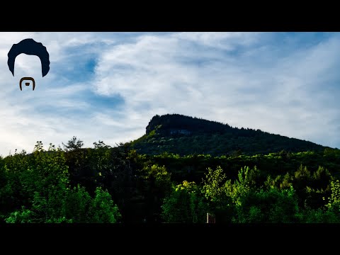 Hiking the Mount Pemigewasset Trail in Franconia Notch State Park - White Mountains, New Hampshire