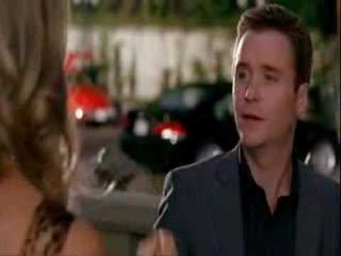 Entourage-Eric small hands