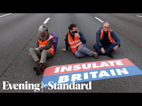Insulate Britain: Climate activists block M25 for second time in three days