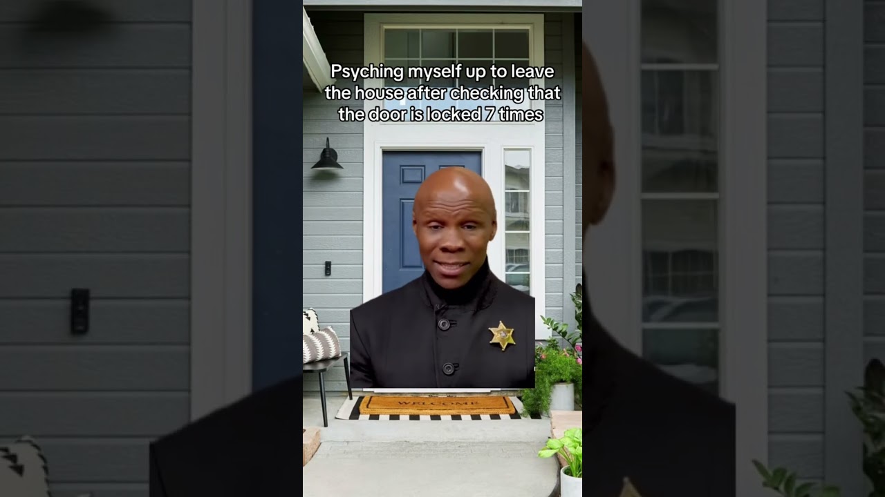 Stupid doors and OCD 🙃😭 #ocdproblems #ocd #ocdmeme #ocdawareness #intrusivethoughts #therapy #Meme