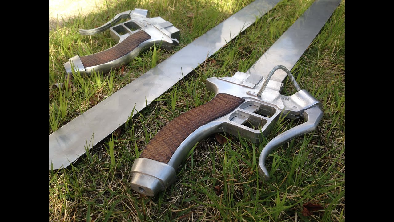 This Replica Attack On Titan Sword Separates Just Like The Real Thing