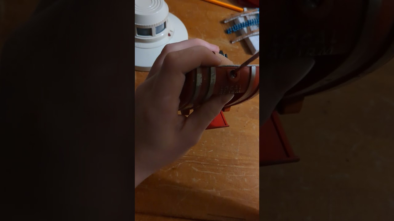 Edwards 270-SPO Pull Station Demo