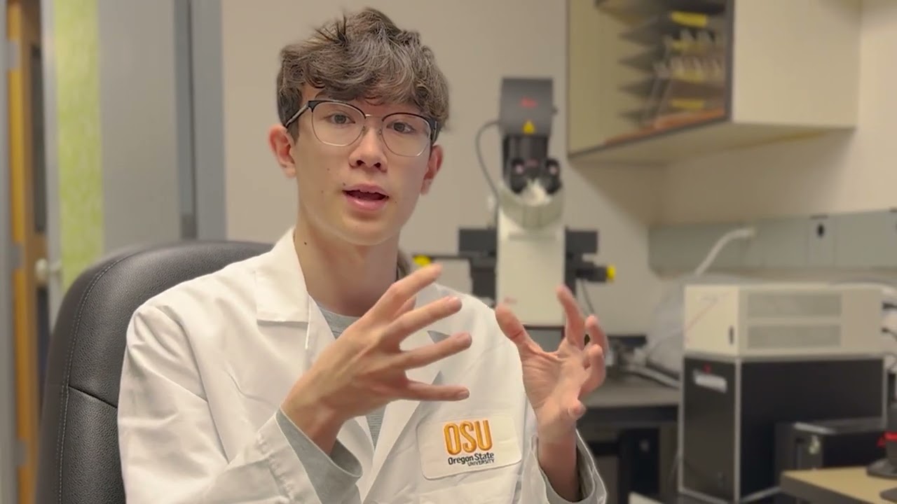 Max explains his research at Sun Lab