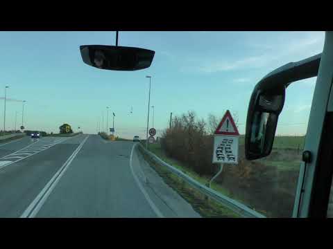 driver view Viking narrated bus ride in Italy from San Gimignano to Livorno (3 of 4)