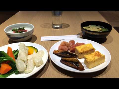 Japan Airlines Lounge at Haneda Aiport