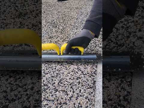 Driveway Transformed Using The Resin Bound Surfacing Oyster Blend. #resin #resinpour #driveway