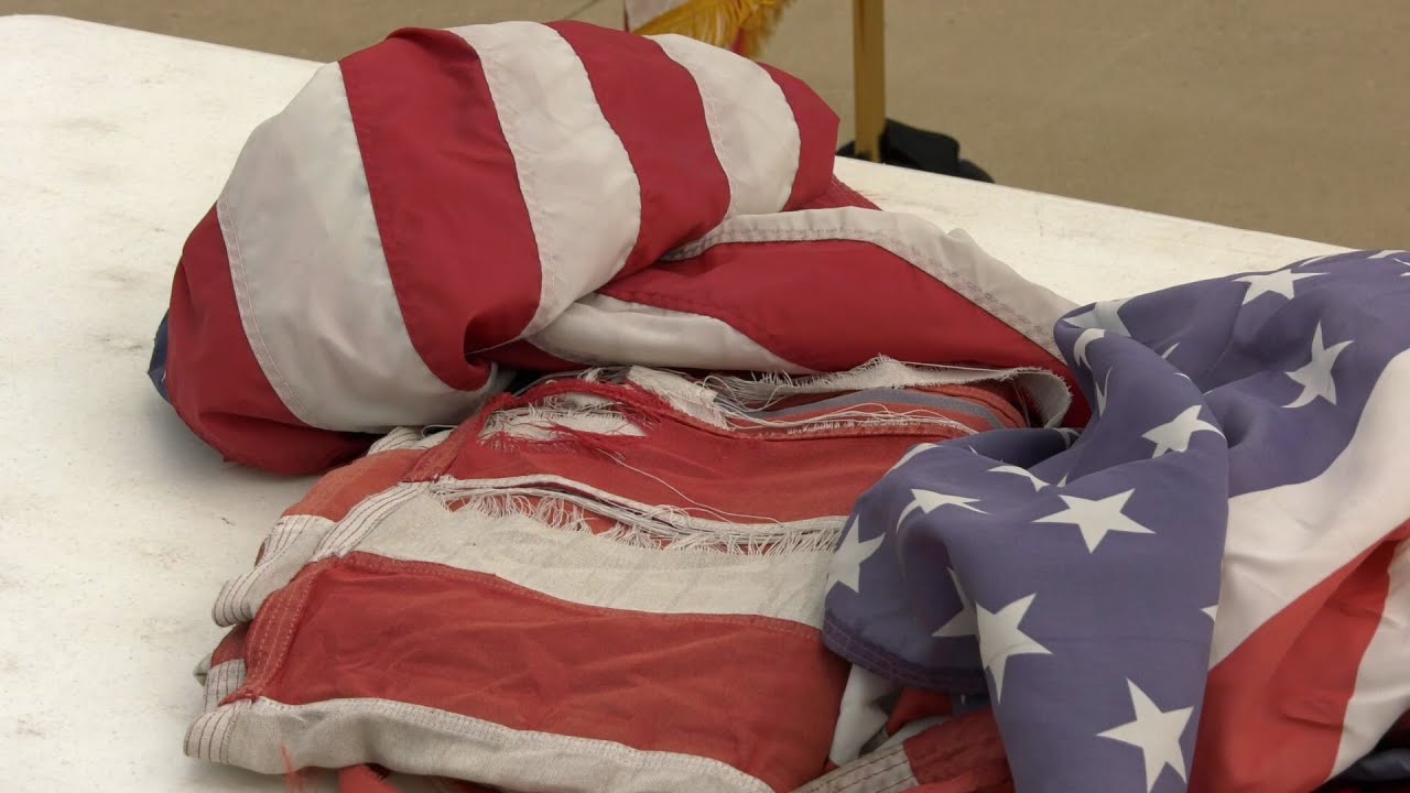 What happens during a United States flag retirement ceremony?