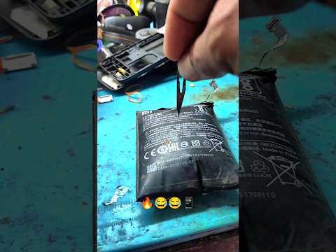 How To Fix Swollen Phone Battery |Swollen Battery Repair #shorts #swollen #batter #repair #dengerous