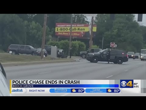 Police pursuit ends with crash on Indy’s south side
