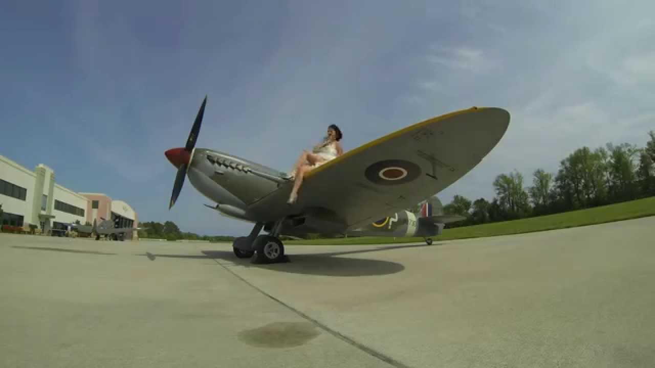 Warbird Pinup Girls 2015 Behind the scenes shoot