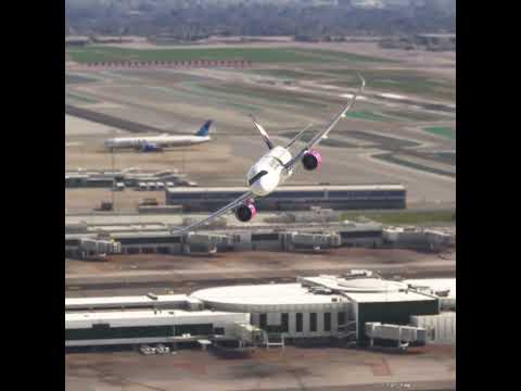 AIRBUS A320 LANDING at LAX with VOLARIS Airlines! #shorts
