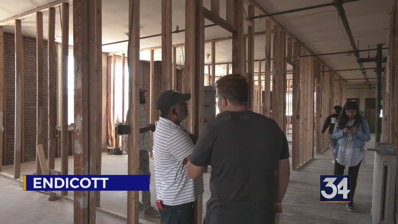 Endicott developer hosts tour of Cinema Saver