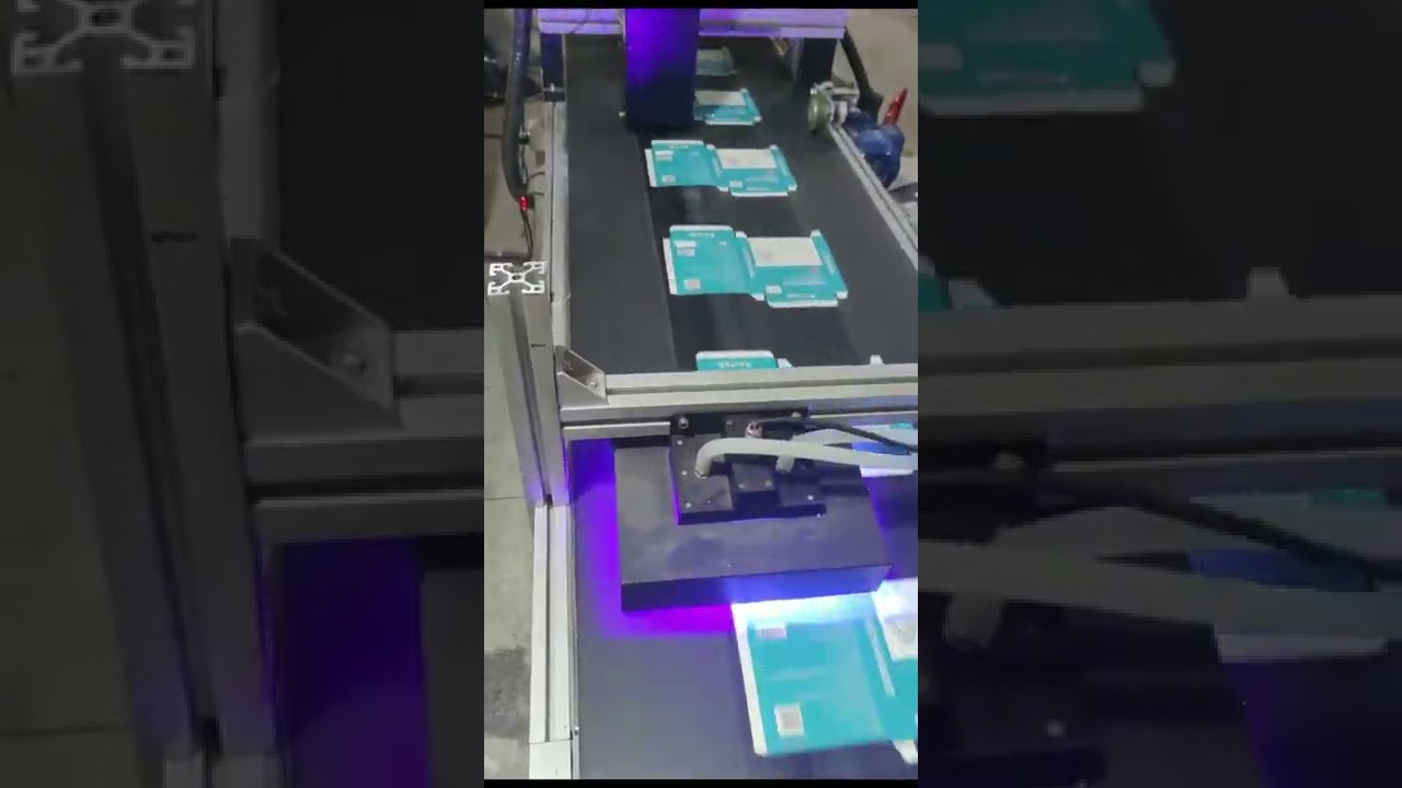 UV  printer high speed variable data printing.
