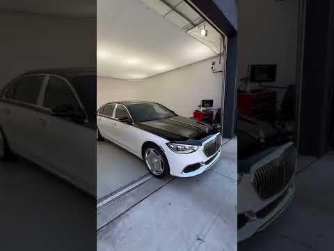 Bringing out the 2022 #Maybach S 580 w/ Monoblock wheels 😱 #Shorts #cars