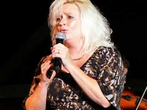 Amy Downs - Music Profile | BANDMINE.COM