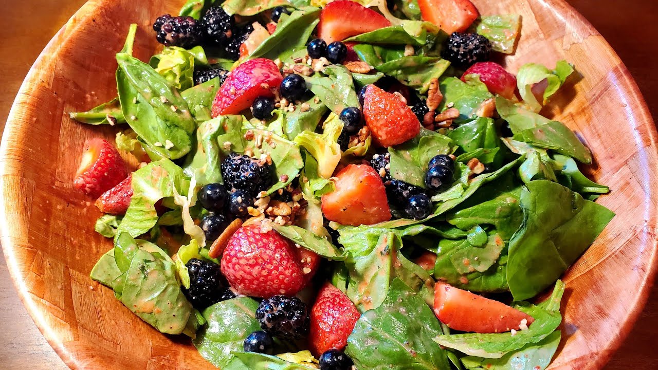 Berry Spinach Salad