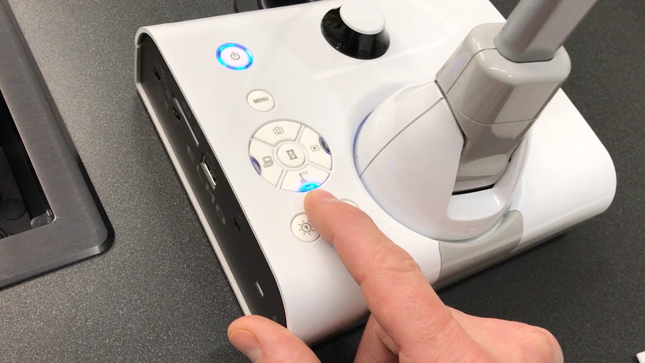 Using the document camera (Elmo TT-12)