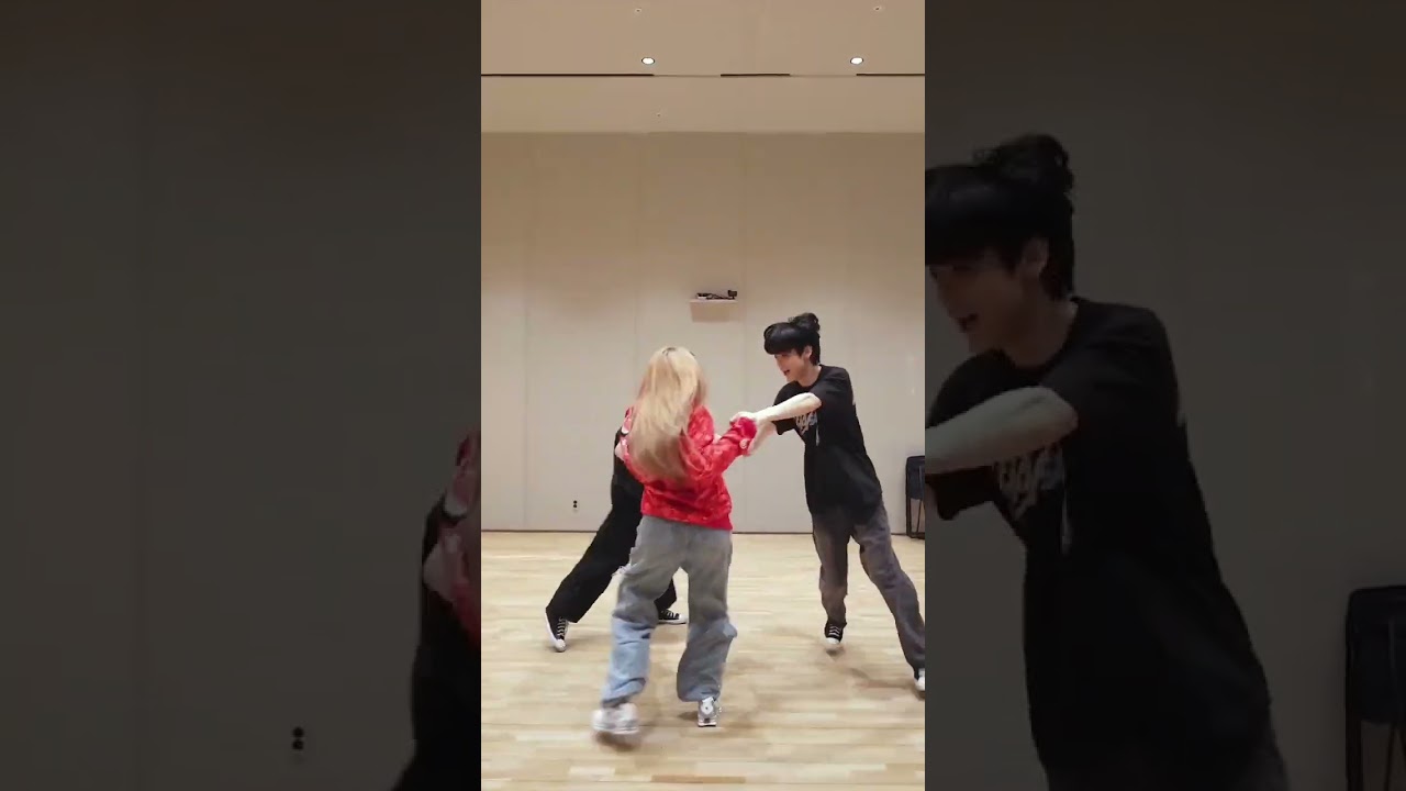 [041123] I love this trio so much! #soobin #yeonjun #txt #jessi #moa #happilyeverafter