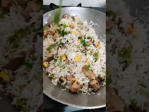 Delicious, Colourful & Healthy Soya Chunks Pulao 😍 #weekenddinner
