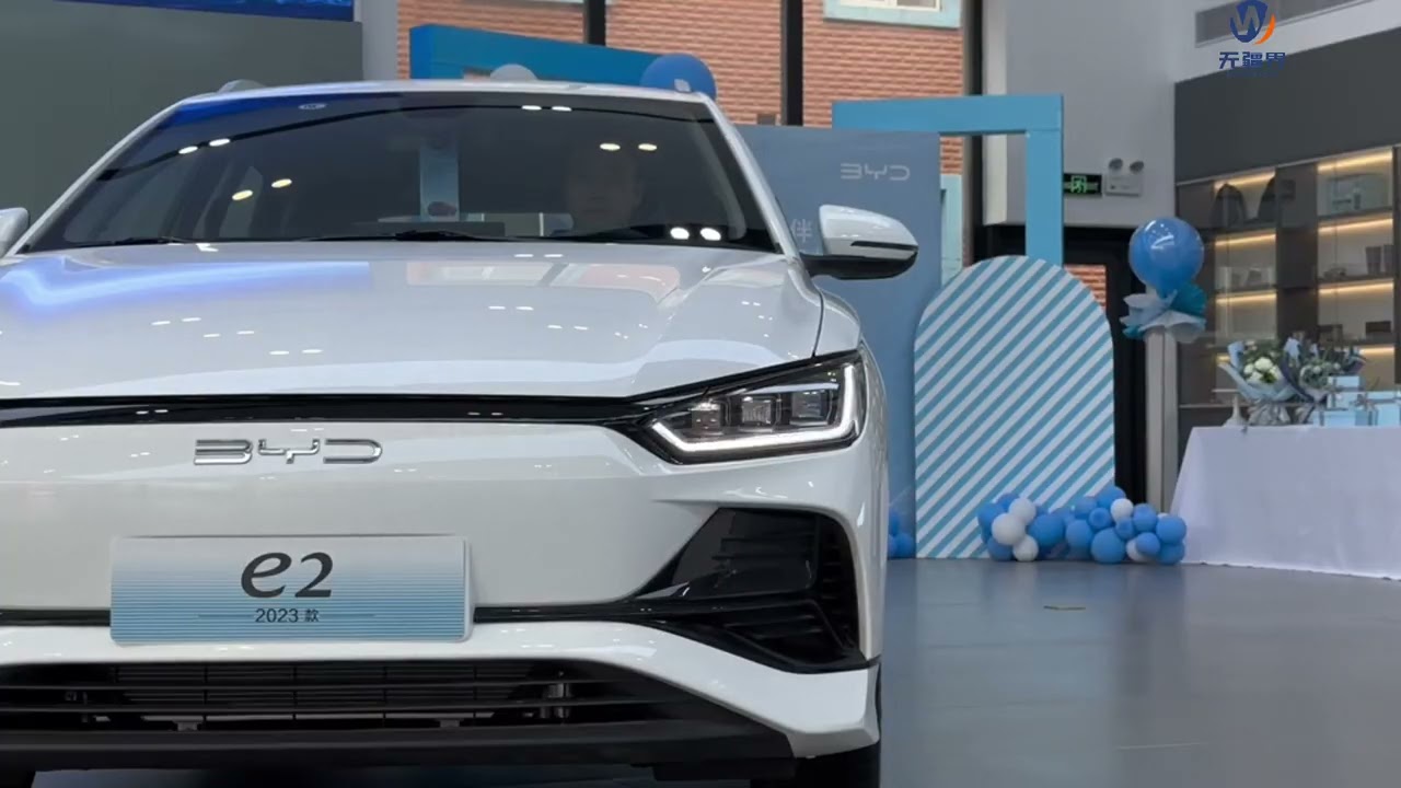 BYD E2 - Borderless Car