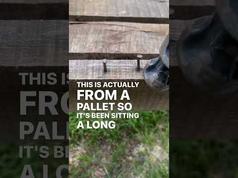 How i pull difficult nails. #carpentry #framing #diy