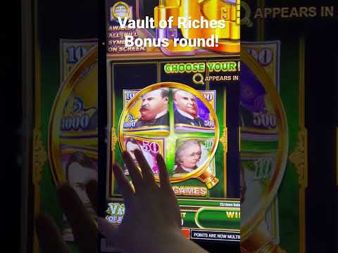 Quick bonus round on #vaultofriches did you know the magnifying glass could trigger the bonus?