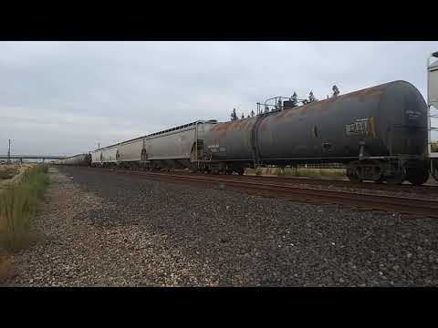 (Rare Catch) UP 3019 on MNPFR-26 Race Amtrak #1105 @ Sacramento CA 9/26/2020