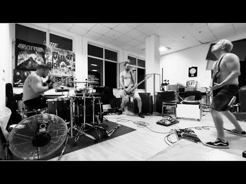 Dead Gray – a magyar postgrunge supergroup | Rics & Green