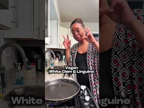 Vegan Linguine & Clam Sauce | Quick and Easy Pasta Dish | Brooke Brimm Vegan Soul Foodie