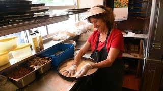 3 Best Pizza Places in Syracuse, NY - Expert Recommendations
