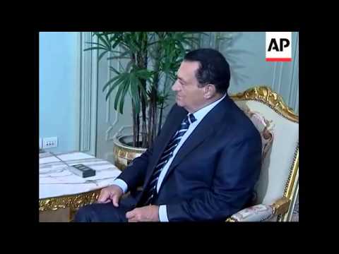 Abbas and Mubarak in photo-op