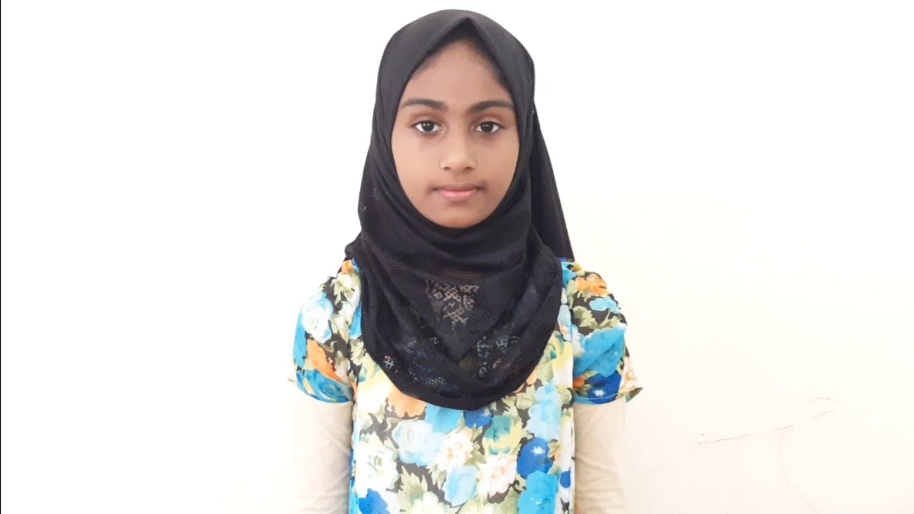 Hannah Raabiah is reciting Surah Bayyinah