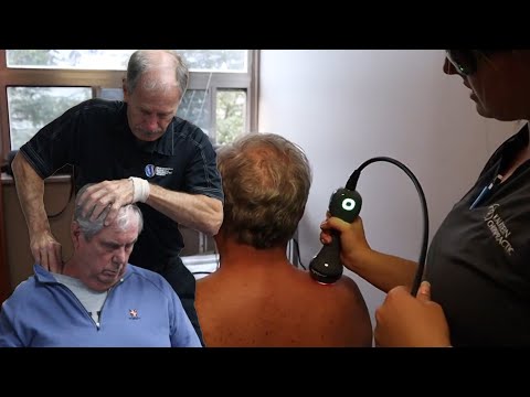 Dr. Jeff Treats Patient of 35 Years for Neck and Back Pain │ Chiropractic Adjustment & Laser Therapy