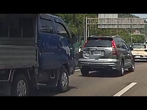 【車禍影片】你們也太嗨（2025.04.27 國道一號汐止交流道 | WoWtchout - 地圖型行車影像分享平台