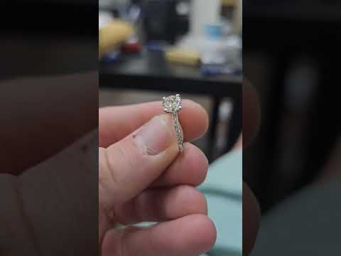 Round diamond ring#ring #tutorial #cad #dideonofficial #dideo #vimeo #vlog #diamond #diamondring