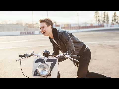 ONLY FOR FANS of Ansel Elgort