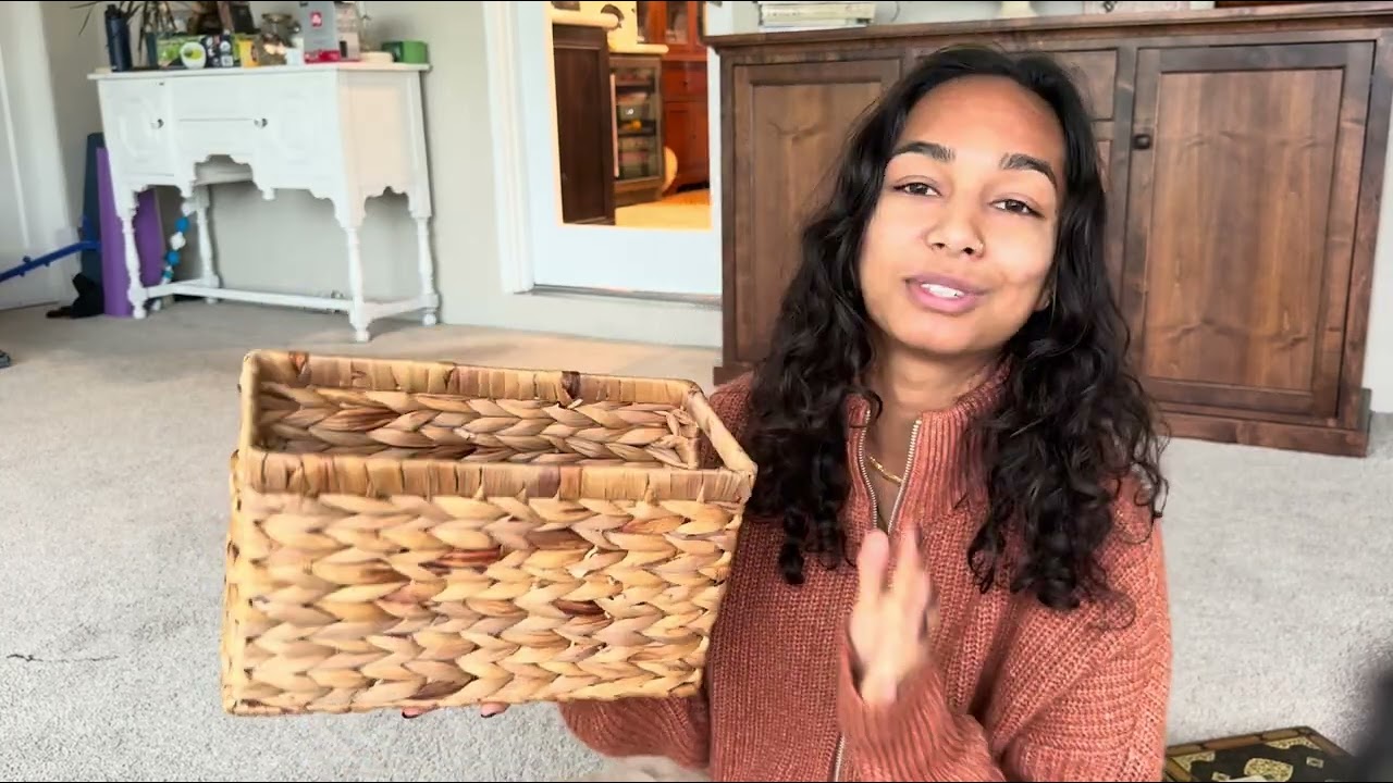 Juvale Small Rectangular Wicker Basket