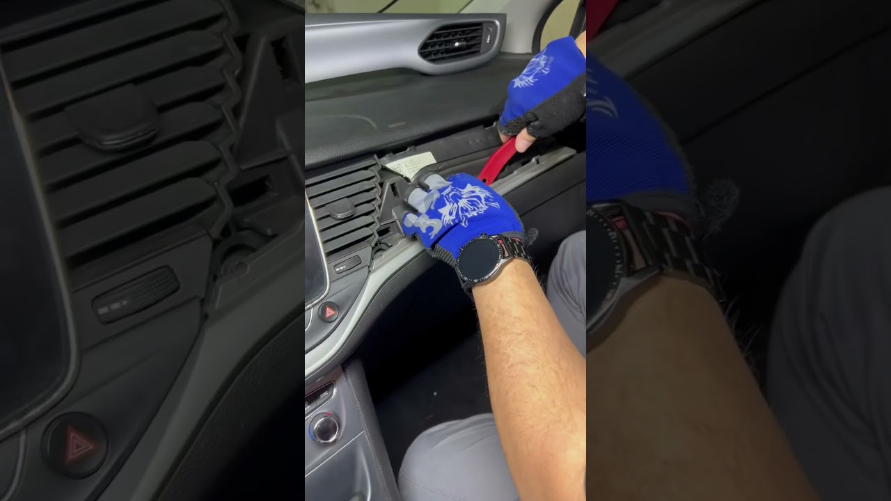 Autoradio CarPlay in Opel Astra K Android #ferrarostore