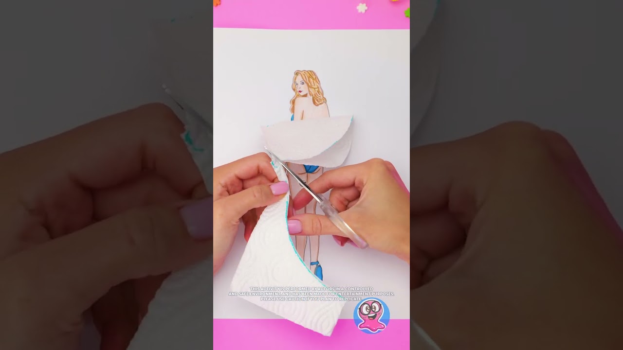 Vestido espectacular para muñeca de papel 💃🎨 Manualidades con papel de seda #muñecas #DIY
