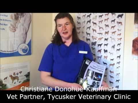 Christiane Donohue-Kauffman receives BSAVA manual from BCF Technology