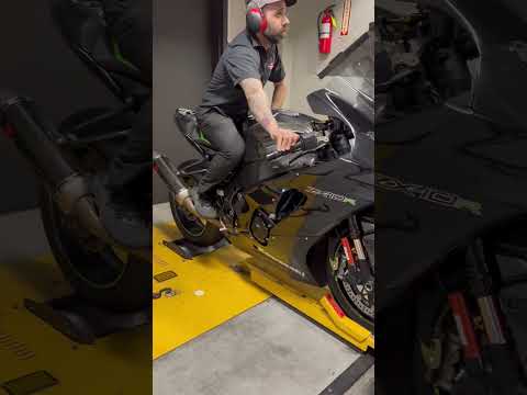 2021 Kawasaki ZX10r Dyno tuned with woolich tuned by Ricardo at @MotorcycleMallBelleville