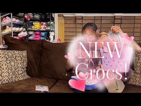 Small Crocs Tote x Bae clog x Hello Kitty Siren clog #smallcrocstote #baeclog #crocsheels #sirenclog