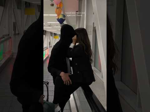 airport pda 🤠#couple #marriage #travel #airport